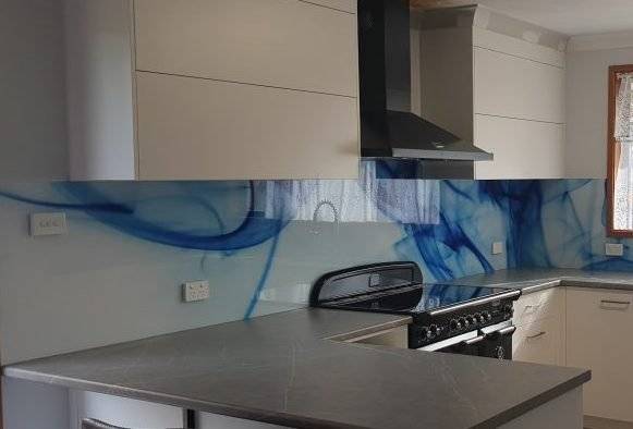 What Is Low Iron Glass And Why We Use It For Our Coloured Glass ...